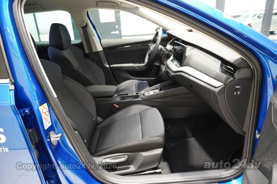 Zils Skoda Octavia 2026 Tallina, ar dzinēja tilpumu 2.00 L un nobraukumu 2 tūkst. km par 33900 €, foto 16 vietnē AUTOMOTO.COM.LV