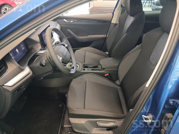 Zils Skoda Octavia 2026 Rīga, ar dzinēja tilpumu 1.50 L un nobraukumu 0 tūkst. km par 26873 €, foto 9 vietnē AUTOMOTO.COM.LV