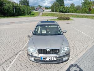 Brūns Skoda Octavia 2005 Saldus, ar dzinēja tilpumu 2.00 L un nobraukumu 246 tūkst. km par 990 €, foto 9 vietnē AUTOMOTO.COM.LV