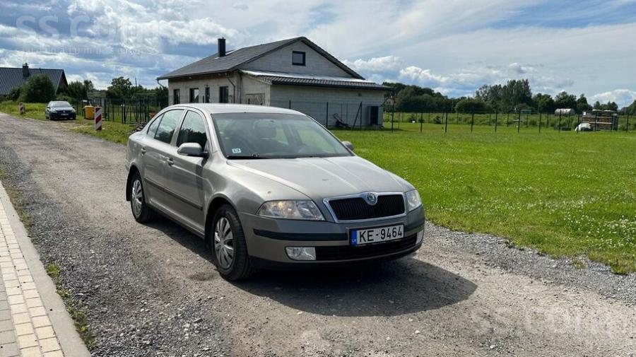 Brown Skoda Octavia 2007 in Riga, with an engine capacity of 1.90 L and mileage of 290 thousand km for 1500 €, photo 2 on AUTOMOTO.COM.LV