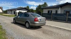Brown Skoda Octavia 2007 in Riga, with an engine capacity of 1.90 L and mileage of 290 thousand km for 1500 €, photo 4 on AUTOMOTO.COM.LV