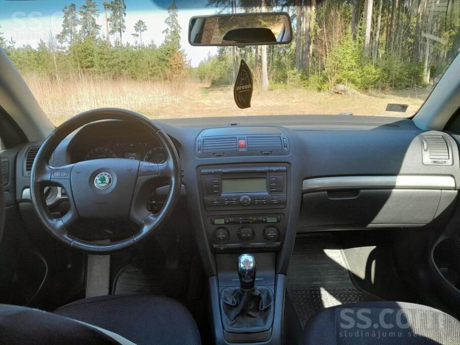 Brūns Skoda Octavia 2007 Bauska, ar dzinēja tilpumu 2.00 L un nobraukumu 135 tūkst. km par 2300 €, foto 5 vietnē AUTOMOTO.COM.LV