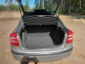 Brūns Skoda Octavia 2007 Bauska, ar dzinēja tilpumu 2.00 L un nobraukumu 135 tūkst. km par 2300 €, foto 6 vietnē AUTOMOTO.COM.LV