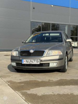 Brown Skoda Octavia 2007 in Panevezys, with an engine capacity of 1.90 L and mileage of 298 thousand km for 1385 €, photo  on AUTOMOTO.COM.LV