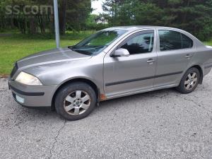 Brūns Skoda Octavia 2007 Valka, ar dzinēja tilpumu 1.60 L un nobraukumu 393 tūkst. km par 520 €, foto 3 vietnē AUTOMOTO.COM.LV