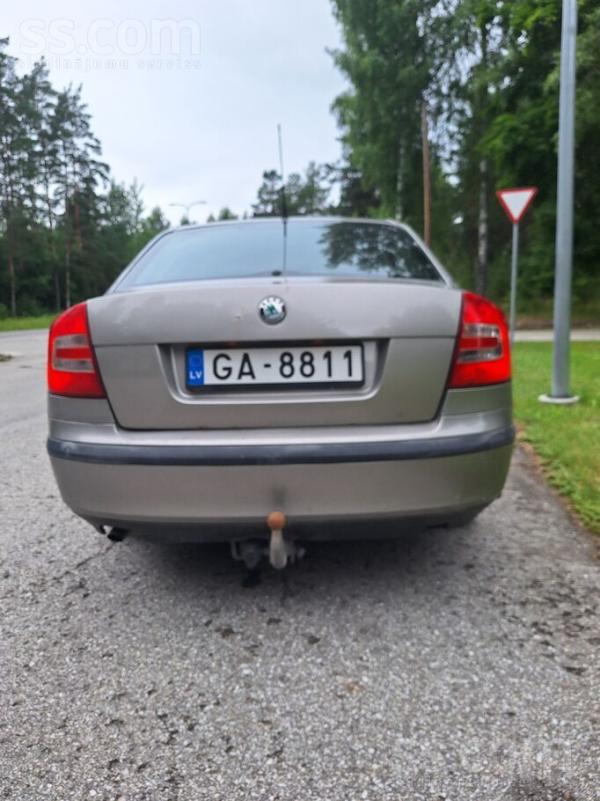 Brūns Skoda Octavia 2007 Valka, ar dzinēja tilpumu 1.60 L un nobraukumu 393 tūkst. km par 520 €, foto 6 vietnē AUTOMOTO.COM.LV