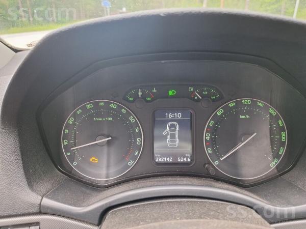 Brūns Skoda Octavia 2007 Valka, ar dzinēja tilpumu 1.60 L un nobraukumu 393 tūkst. km par 520 €, foto 7 vietnē AUTOMOTO.COM.LV