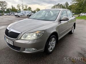 Brūns Skoda Octavia 2009 Rīga, ar dzinēja tilpumu 2.00 L un nobraukumu 282 tūkst. km par 2350 €, foto 3 vietnē AUTOMOTO.COM.LV