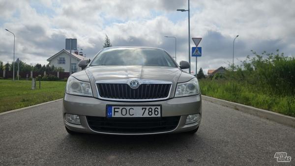 Brūns Skoda Octavia 2011 Klaipėda, ar dzinēja tilpumu 1.60 L un nobraukumu 380 tūkst. km par 1600 €, foto 1 vietnē AUTOMOTO.COM.LV