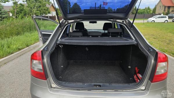 Brūns Skoda Octavia 2011 Klaipėda, ar dzinēja tilpumu 1.60 L un nobraukumu 380 tūkst. km par 1600 €, foto 7 vietnē AUTOMOTO.COM.LV