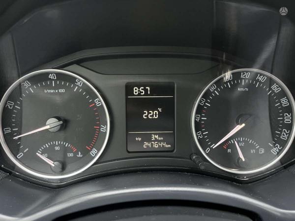 Brūns Skoda Octavia 2012 Viļņa, ar dzinēja tilpumu 1.20 L un nobraukumu 256 tūkst. km par 3000 €, foto 8 vietnē AUTOMOTO.COM.LV