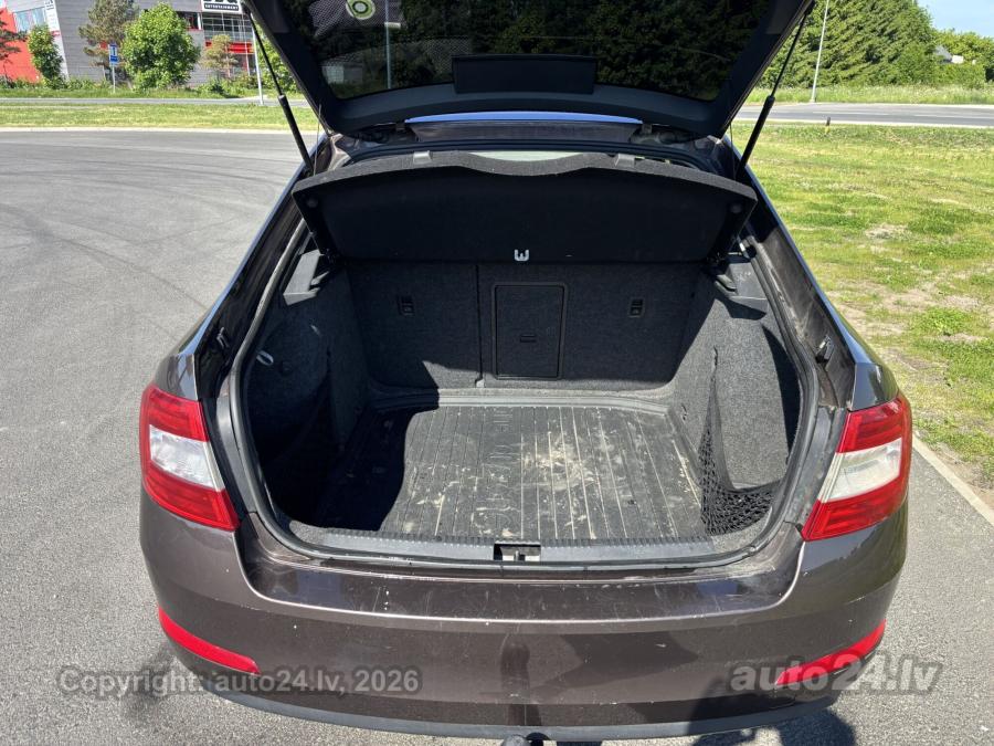 Brūns Skoda Octavia 2013 Tallina, ar dzinēja tilpumu 1.40 L un nobraukumu 312 tūkst. km par 2500 €, foto 14 vietnē AUTOMOTO.COM.LV