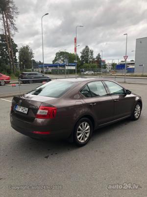 Brown Skoda Octavia 2013 in Tallinn, with an engine capacity of 1.40 L and mileage of 256 thousand km for 4900 €, photo 5 on AUTOMOTO.COM.LV