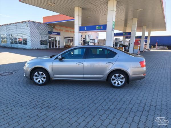 Brown Skoda Octavia 2014 in Vilnius, with an engine capacity of 1.60 L and mileage of 142 thousand km for 5600 €, photo 6 on AUTOMOTO.COM.LV