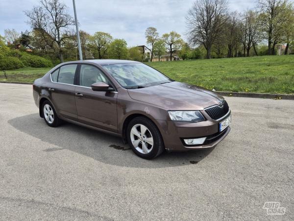 Brown Skoda Octavia 2014 in Klaipeda, with an engine capacity of 2.00 L and mileage of 100 thousand km for 8000 €, photo 8 on AUTOMOTO.COM.LV