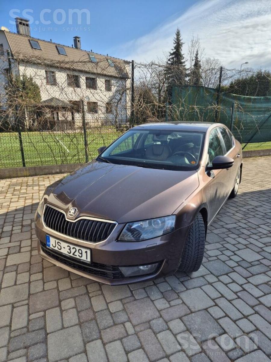 Brown Skoda Octavia 2014 in Riga, with an engine capacity of 1.60 L and mileage of 232 thousand km for 5750 €, photo 1 on AUTOMOTO.COM.LV