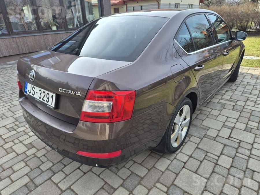 Brown Skoda Octavia 2014 in Riga, with an engine capacity of 1.60 L and mileage of 232 thousand km for 5750 €, photo 3 on AUTOMOTO.COM.LV
