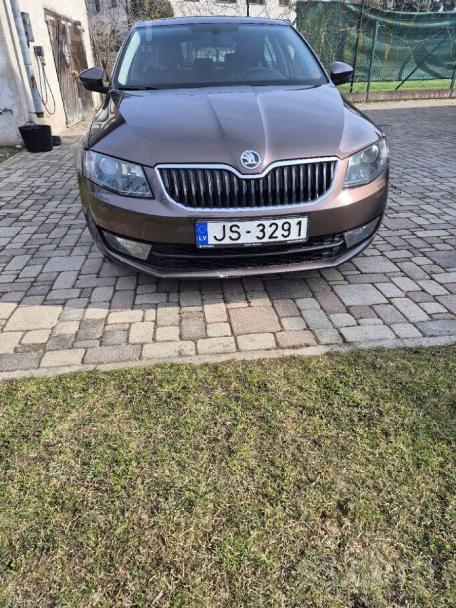 Brown Skoda Octavia 2014 in Riga, with an engine capacity of 1.60 L and mileage of 232 thousand km for 5750 €, photo 5 on AUTOMOTO.COM.LV