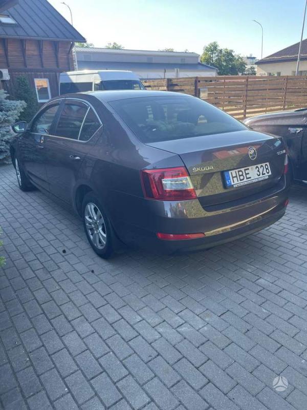 Brūns Skoda Octavia 2014 Marijampole, ar dzinēja tilpumu 1.60 L un nobraukumu 220 tūkst. km par 4800 €, foto 3 vietnē AUTOMOTO.COM.LV