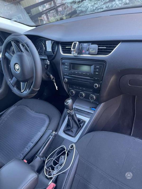 Brūns Skoda Octavia 2014 Marijampole, ar dzinēja tilpumu 1.60 L un nobraukumu 220 tūkst. km par 4800 €, foto 5 vietnē AUTOMOTO.COM.LV