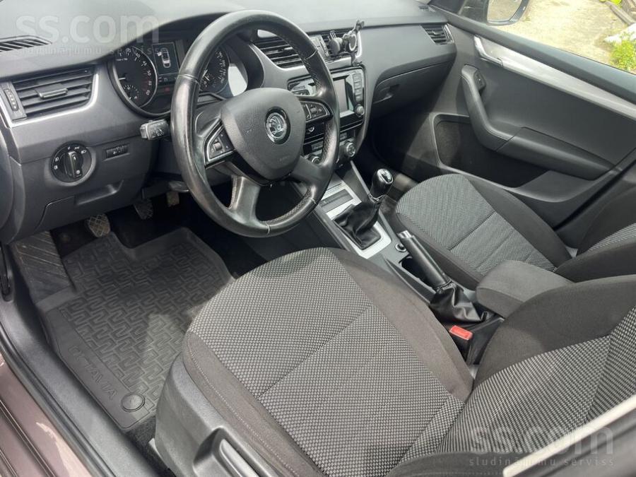 Brūns Skoda Octavia 2014 Rīga, ar dzinēja tilpumu 1.60 L un nobraukumu 271 tūkst. km par 6350 €, foto 8 vietnē AUTOMOTO.COM.LV