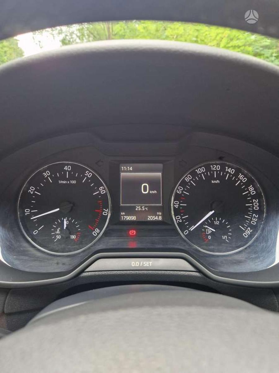 Коричневый Шкода Октавия 2014 в Вильнюс, объемом двигателя 1.20 л и пробегом 180 тыс. км за 7000 €, фото 13 на AUTOMOTO.COM.LV