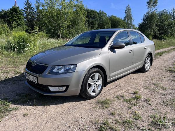 Brūns Skoda Octavia 2015 Viļņa, ar dzinēja tilpumu 1.60 L un nobraukumu 205 tūkst. km par 5500 €, foto 1 vietnē AUTOMOTO.COM.LV