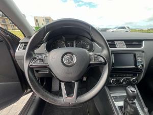 Brown Skoda Octavia 2016 in Klaipeda, with an engine capacity of 1.40 L and mileage of 135 thousand km for 11300 €, photo 21 on AUTOMOTO.COM.LV