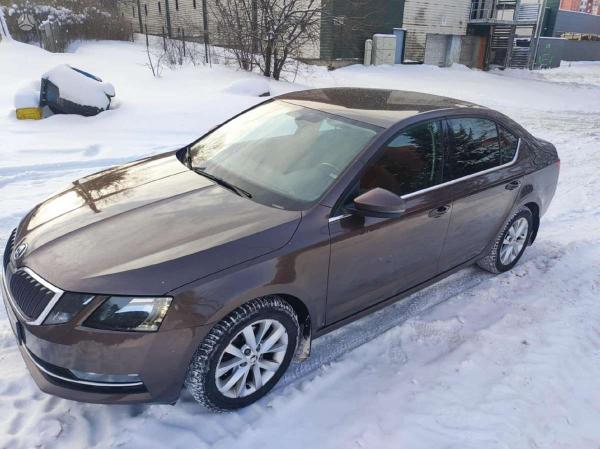 Brown Skoda Octavia 2017 in Vilnius, with an engine capacity of 1.60 L and mileage of 155 thousand km for 9700 €, photo 3 on AUTOMOTO.COM.LV