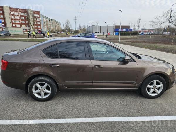 Brūns Skoda Octavia 2018 Rīga, ar dzinēja tilpumu 1.60 L un nobraukumu 54 tūkst. km par 9900 €, foto 2 vietnē AUTOMOTO.COM.LV