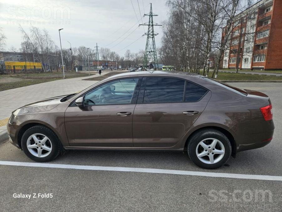 Brūns Skoda Octavia 2018 Rīga, ar dzinēja tilpumu 1.60 L un nobraukumu 54 tūkst. km par 9900 €, foto 5 vietnē AUTOMOTO.COM.LV
