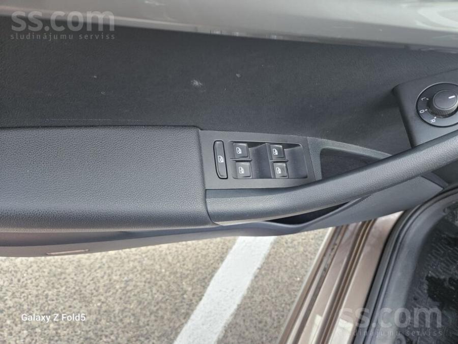 Brūns Skoda Octavia 2018 Rīga, ar dzinēja tilpumu 1.60 L un nobraukumu 54 tūkst. km par 9900 €, foto 12 vietnē AUTOMOTO.COM.LV