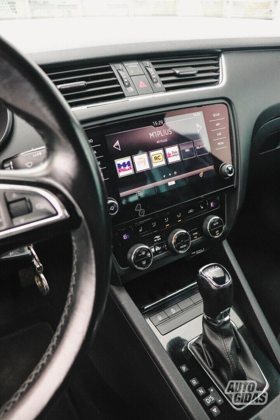 Brown Skoda Octavia 2018 in Vilnius, with an engine capacity of 1.00 L and mileage of 156 thousand km for 8900 €, photo 20 on AUTOMOTO.COM.LV