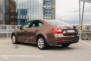 Brown Skoda Octavia 2018 in Vilnius, with an engine capacity of 1.00 L and mileage of 156 thousand km for 8900 €, photo 27 on AUTOMOTO.COM.LV