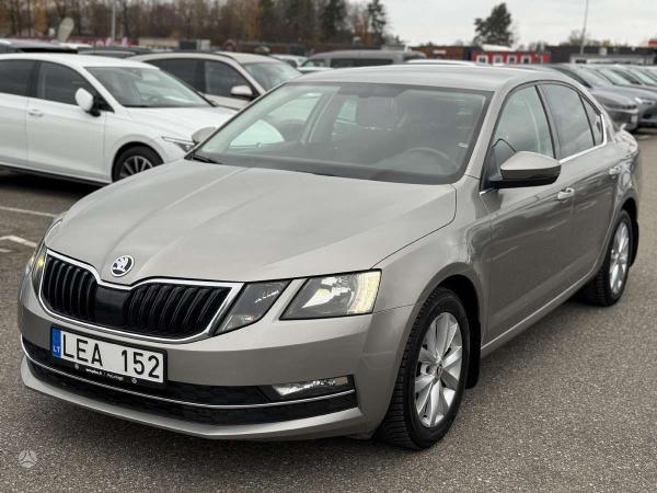 Brown Skoda Octavia 2019 in Vilnius, with an engine capacity of 1.00 L and mileage of 145 thousand km for 9350 €, photo 1 on AUTOMOTO.COM.LV