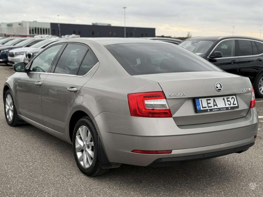 Brūns Skoda Octavia 2019 Viļņa, ar dzinēja tilpumu 1.00 L un nobraukumu 145 tūkst. km par 9350 €, foto 7 vietnē AUTOMOTO.COM.LV