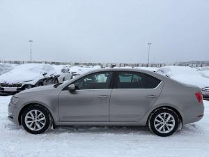 Brown Skoda Octavia 2019 in Vilnius, with an engine capacity of 1.00 L and mileage of 145 thousand km for 9450 €, photo 9 on AUTOMOTO.COM.LV