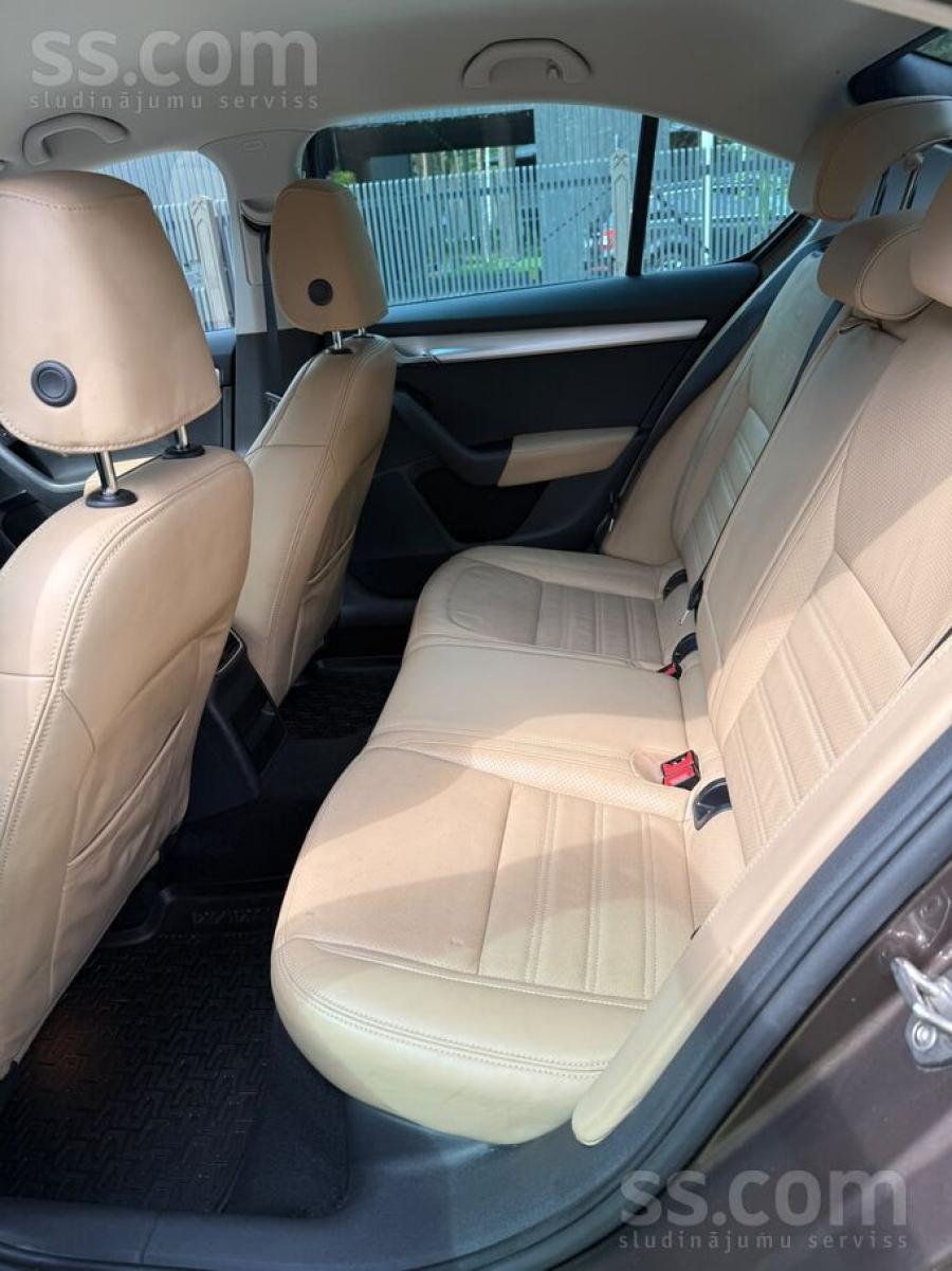 Brown Skoda Octavia 2019 in Riga, with an engine capacity of 1.50 L and mileage of 65 thousand km for 12550 €, photo 15 on AUTOMOTO.COM.LV