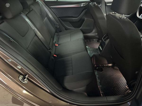 Brūns Skoda Octavia 2019 Viļņa, ar dzinēja tilpumu 1.50 L un nobraukumu 60 tūkst. km par 14950 €, foto 6 vietnē AUTOMOTO.COM.LV
