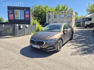 Коричневый Шкода Октавия 2020 в Рига, объемом двигателя 2.00 л и пробегом 88 тыс. км за 17990 €, фото  на AUTOMOTO.COM.LV