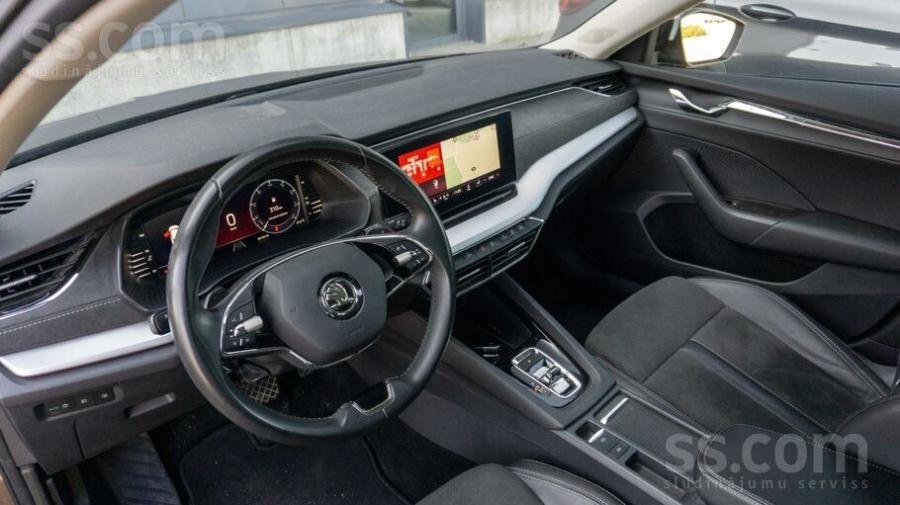 Brown Skoda Octavia 2020 in Riga, with an engine capacity of 2.00 L and mileage of 88 thousand km for 16190 €, photo 10 on AUTOMOTO.COM.LV