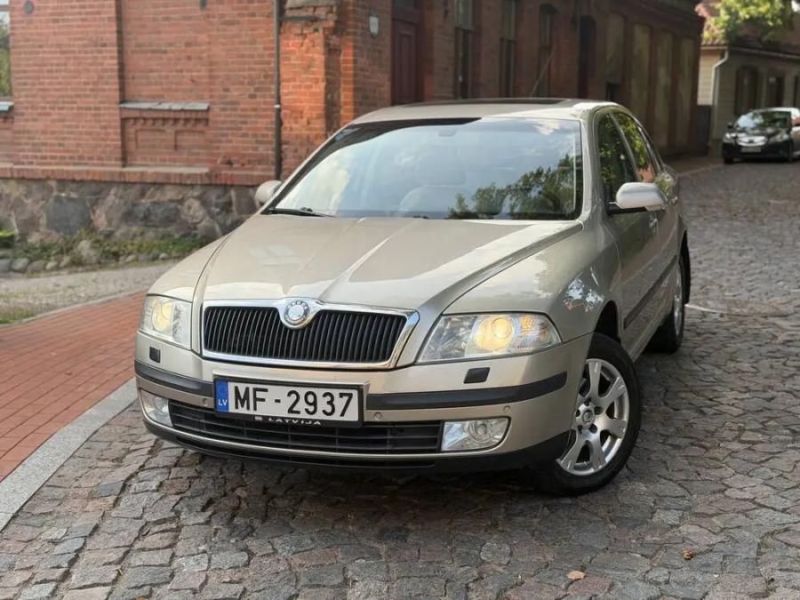 Brūns Skoda Octavia 2005 Cēsis, ar dzinēja tilpumu 2.00 L un nobraukumu 248 tūkst. km par 2290 €, foto 6 vietnē AUTOMOTO.COM.LV