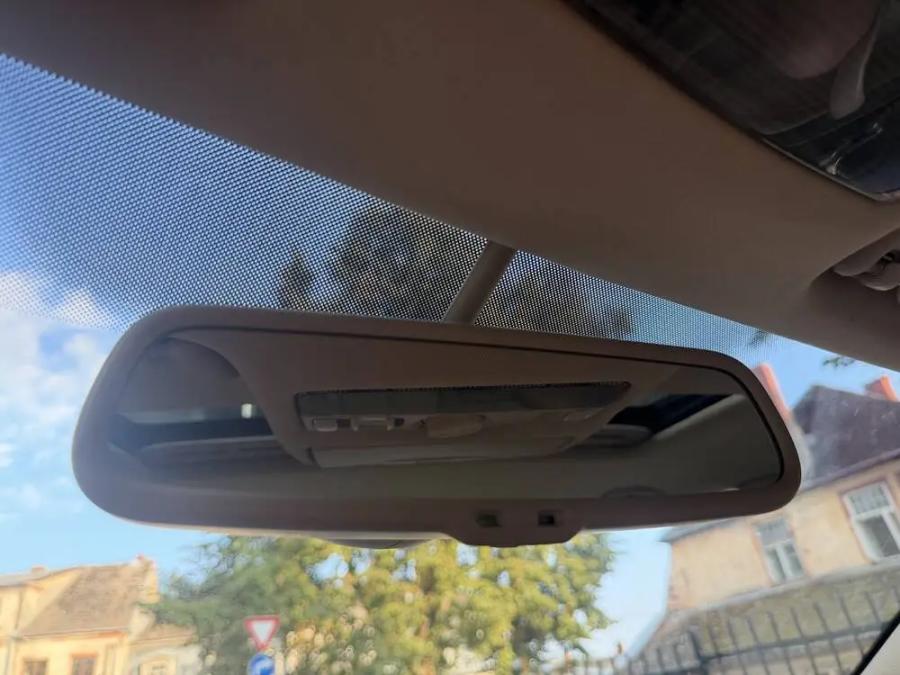 Brūns Skoda Octavia 2005 Cēsis, ar dzinēja tilpumu 2.00 L un nobraukumu 248 tūkst. km par 2290 €, foto 11 vietnē AUTOMOTO.COM.LV