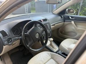 Brūns Skoda Octavia 2005 Cēsis, ar dzinēja tilpumu 2.00 L un nobraukumu 248 tūkst. km par 2290 €, foto 15 vietnē AUTOMOTO.COM.LV