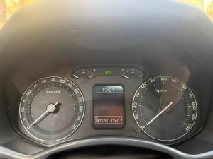Brūns Skoda Octavia 2005 Cēsis, ar dzinēja tilpumu 2.00 L un nobraukumu 248 tūkst. km par 2290 €, foto 21 vietnē AUTOMOTO.COM.LV