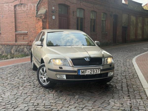 Brown Skoda Octavia 2005 in Cesis, with an engine capacity of 2.00 L and mileage of 248 thousand km for 2290 €, photo 1 on AUTOMOTO.COM.LV