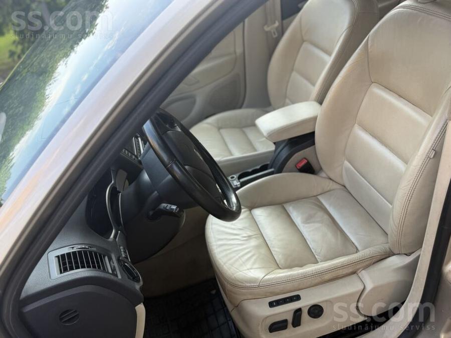Brūns Skoda Octavia 2005 Cēsis, ar dzinēja tilpumu 2.00 L un nobraukumu 248 tūkst. km par 2290 €, foto 11 vietnē AUTOMOTO.COM.LV