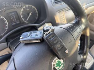 Brūns Skoda Octavia 2005 Cēsis, ar dzinēja tilpumu 2.00 L un nobraukumu 248 tūkst. km par 2290 €, foto 20 vietnē AUTOMOTO.COM.LV