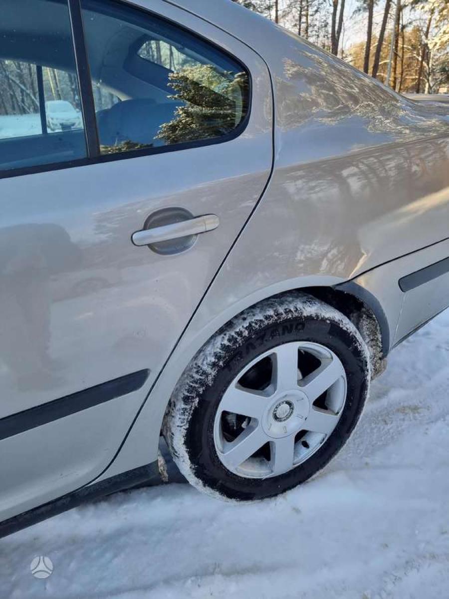 Brown Skoda Octavia 2007 in Vilnius, with an engine capacity of 1.90 L and mileage of 417 thousand km for 2100 €, photo 12 on AUTOMOTO.COM.LV