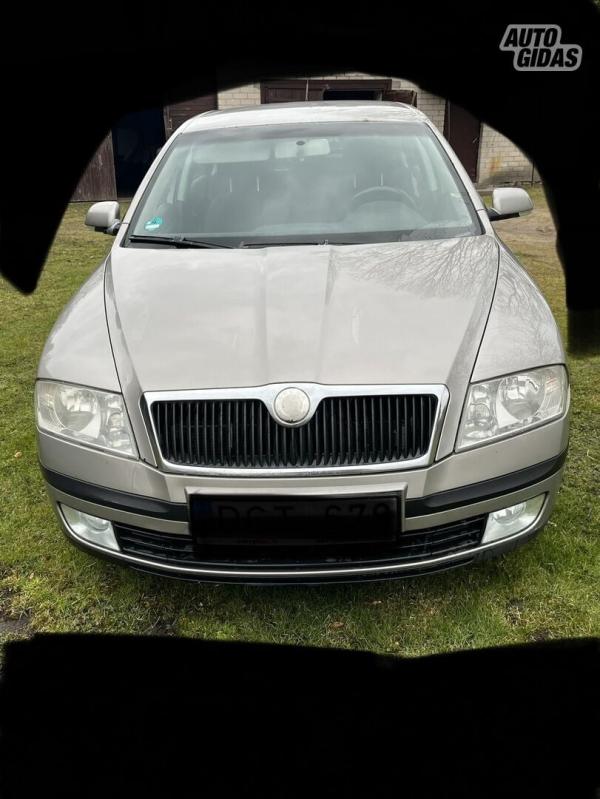 Brūns Skoda Octavia 2007 Kauņa, ar dzinēja tilpumu 1.90 L un nobraukumu 405 tūkst. km par 1000 €, foto 1 vietnē AUTOMOTO.COM.LV